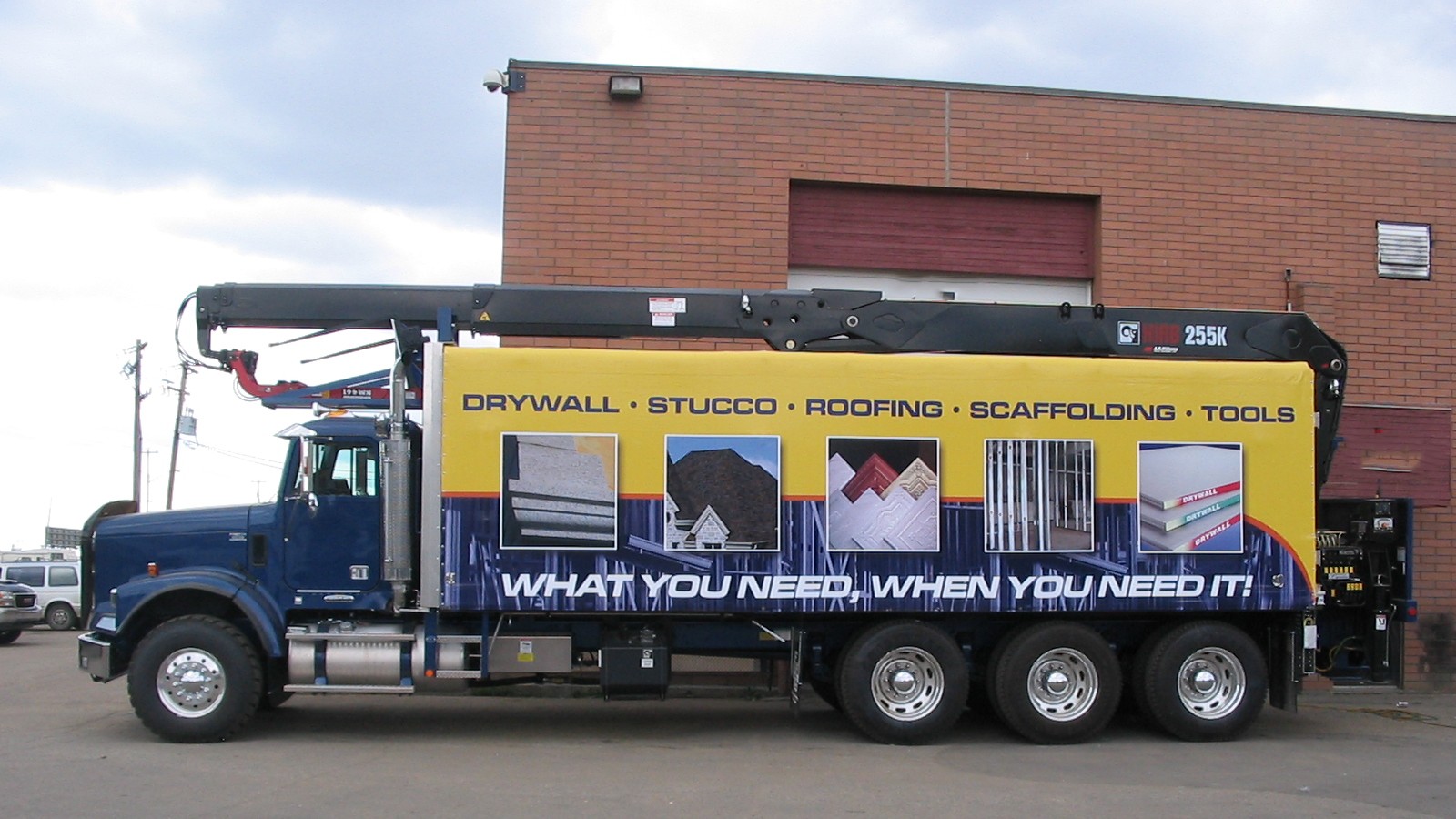 Flatbed Rolling Tarp Systems | Chameleon Innovations