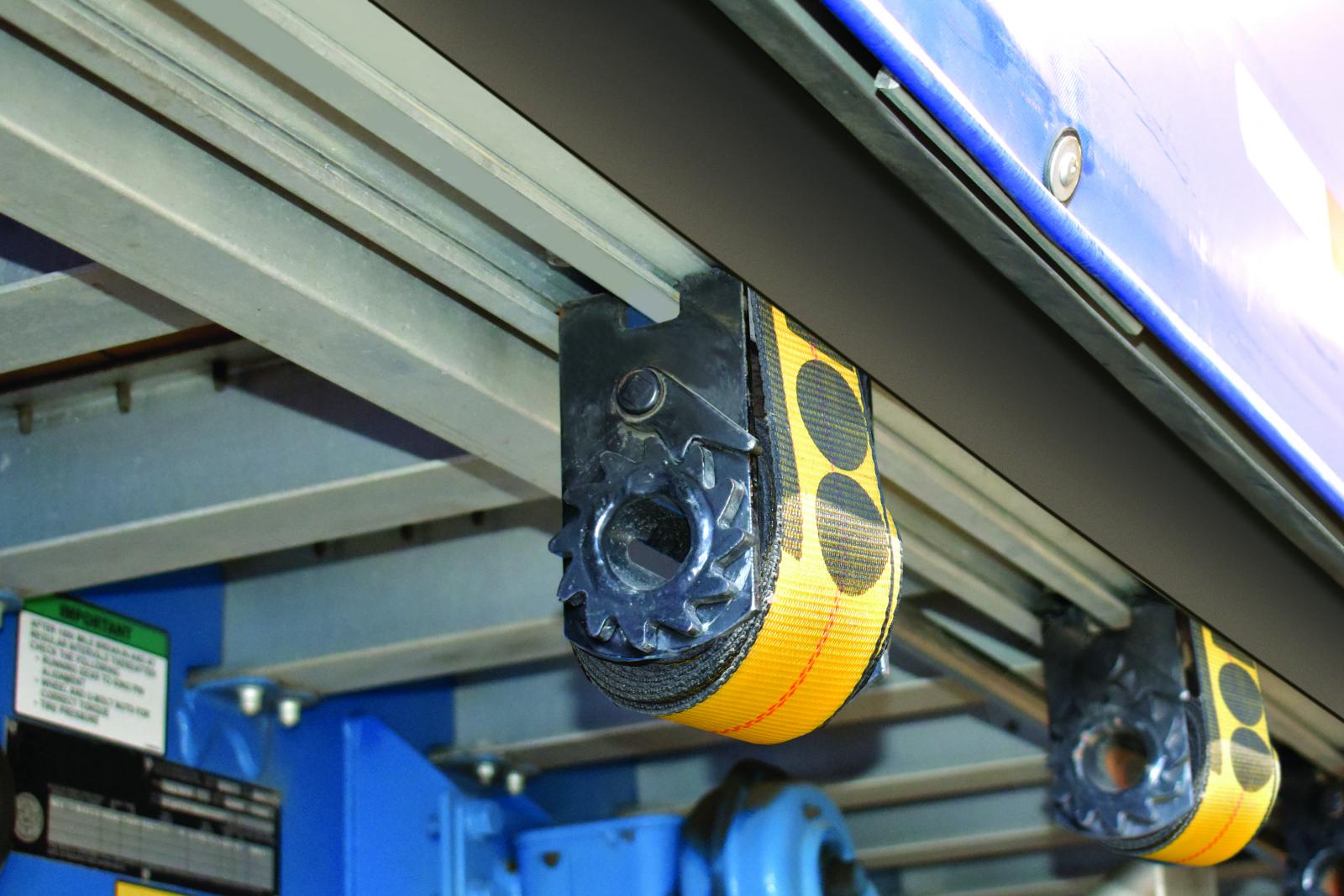 Flatbed Rolling Tarp Systems | Chameleon Innovations